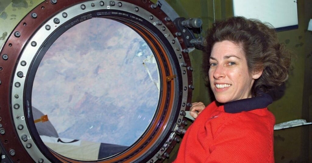 Meet Dr Ellen Ochoa - The Stemettes Zine